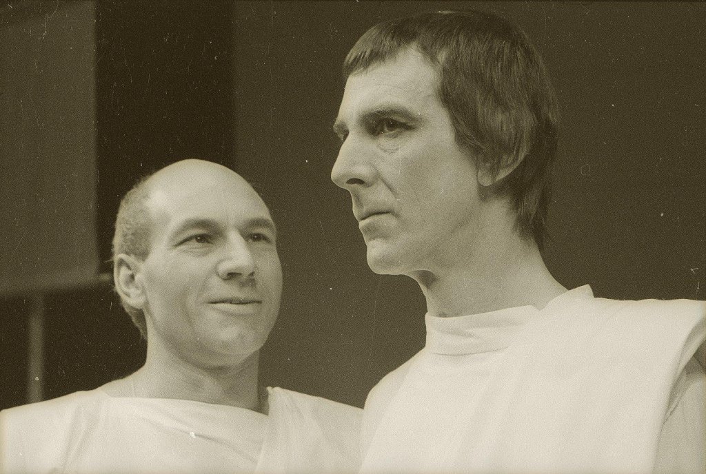 Why Mean Girls Is Based On Julius Caesar – The Shakespearean Student