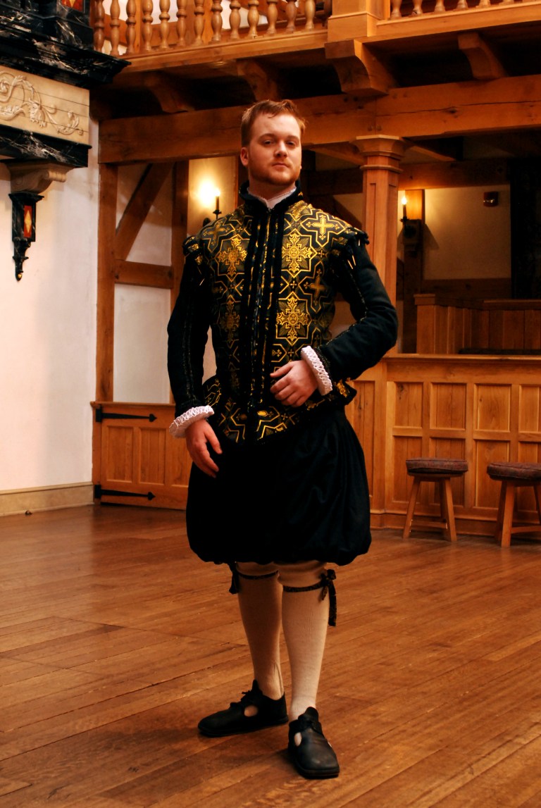 The Fashion is the Fashion 6: Hamlet – The Shakespearean Student