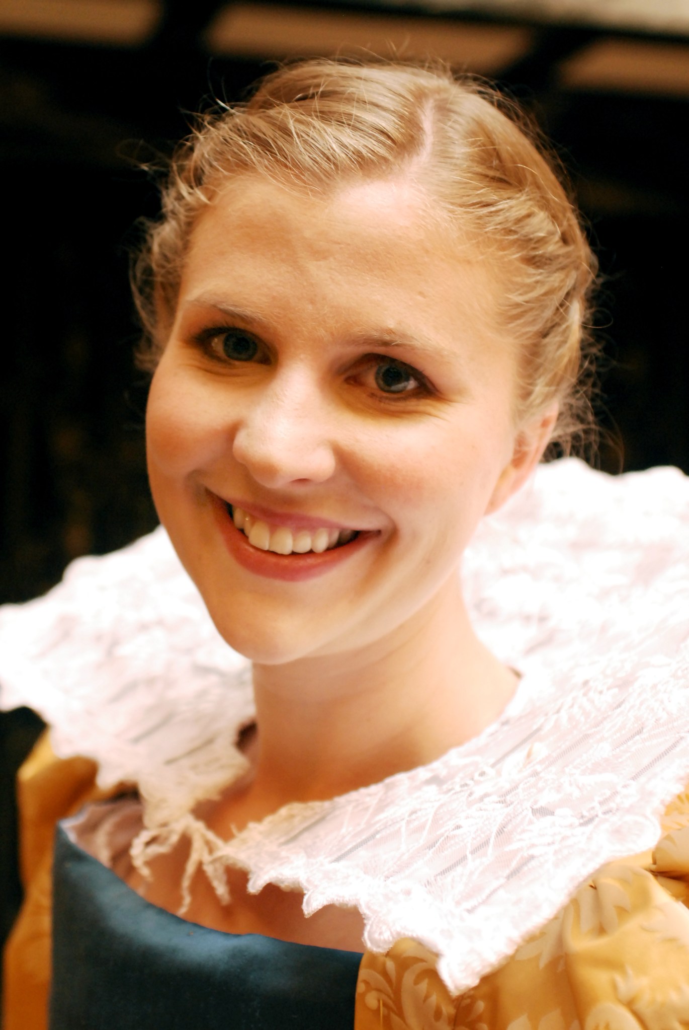 The Fashion is the Fashion 6: Hamlet – The Shakespearean Student