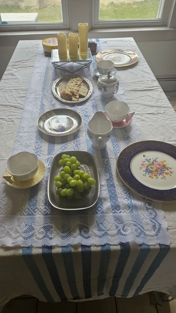 How to Throw a Bridgerton Themed Party – The Shakespearean Student